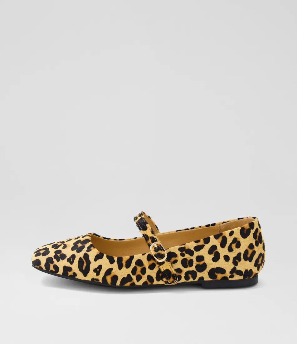 Mollini Tokena Leoaprd Pony Leather – Miss Gladys Sym Choon