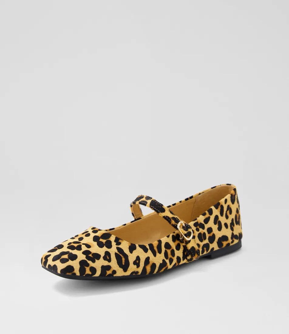 Mollini Tokena Leoaprd Pony Leather – Miss Gladys Sym Choon