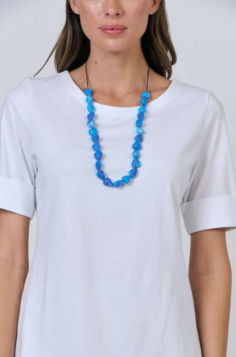 Namastai BB132 Resin Necklace Blue – Miss Gladys Sym Choon