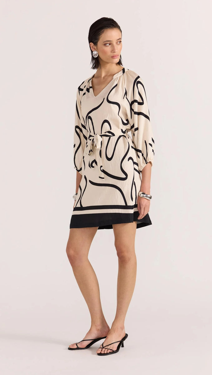 Staple The Label Zenith Mini Dress Abstract – Miss Gladys Sym Choon
